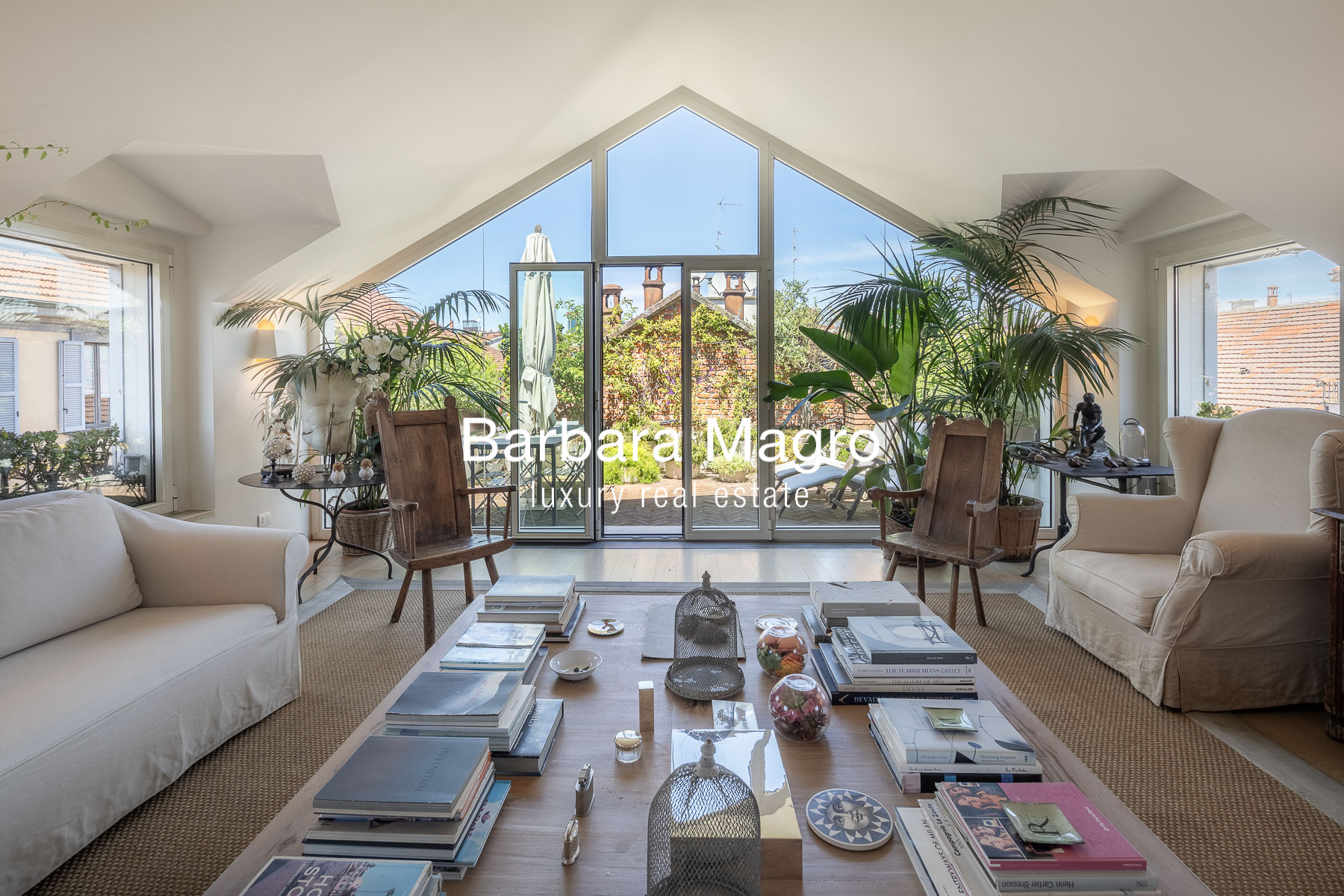 Barbara MagroVIA LEOPARDI - Barbara Magro